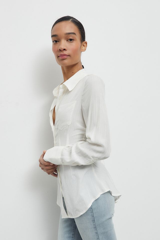 UO Lana Open-Back Button-Down Top | Urban Outfitters