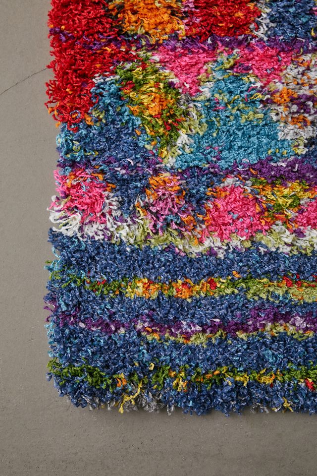 Zoya Shag Rug | Urban Outfitters