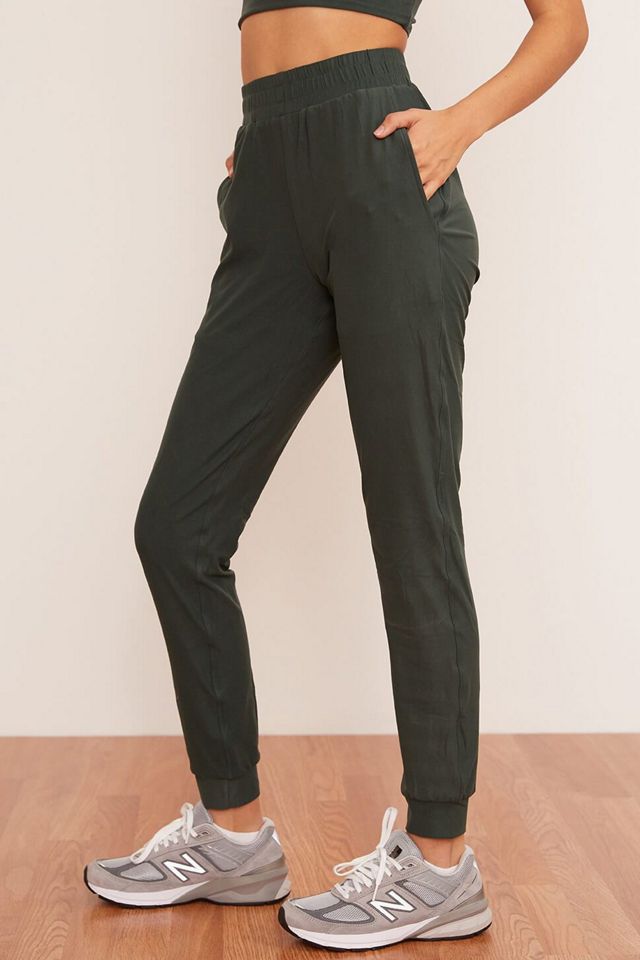 Wolven Recycled Polyester Jogger Pant | Urban Outfitters