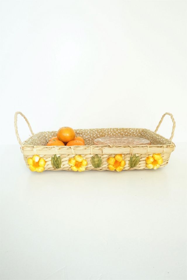 Vintage Straw Flower Tray | Urban Outfitters