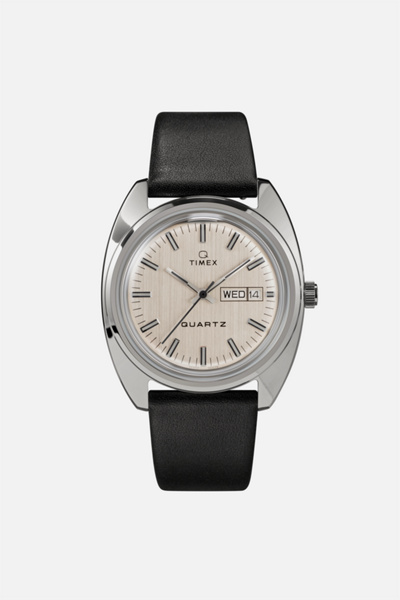 Q Timex 1978 Reissue Day-Date 37mm Leather Strap Watch | Urban Outfitters