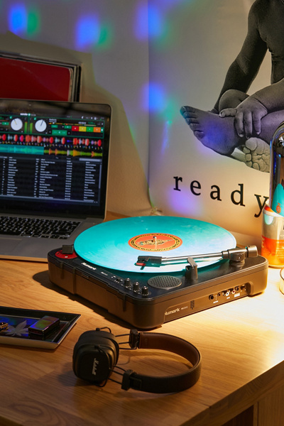 Numark PT01 USB Portable Turntable | Urban Outfitters