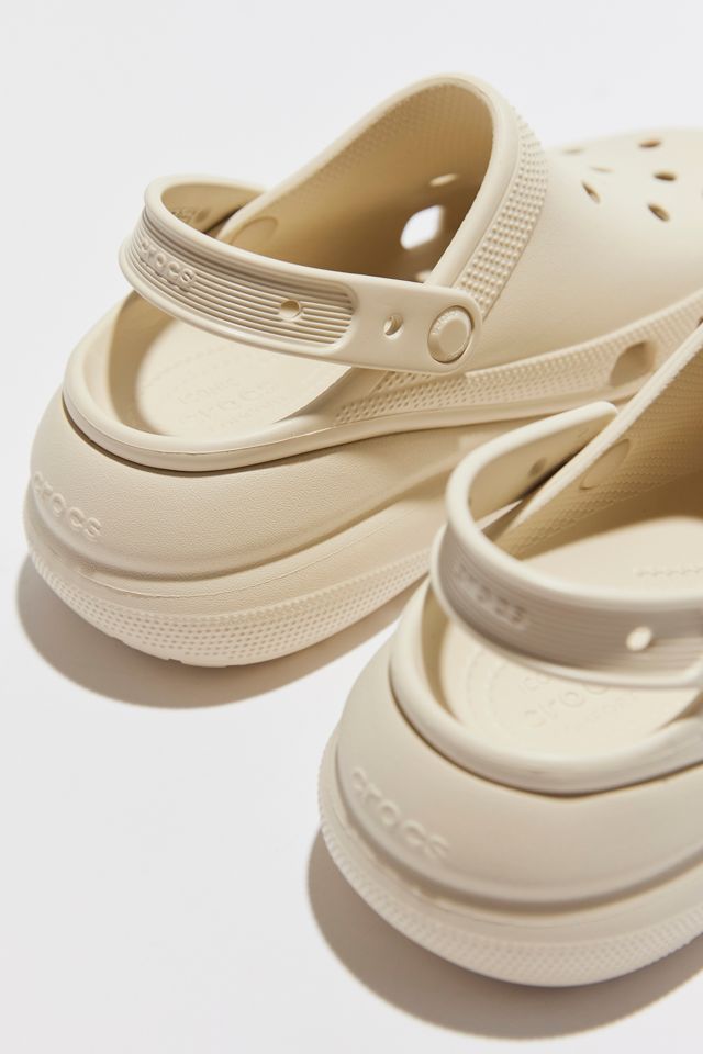 Crocs Classic Crush Classic Clog | Urban Outfitters