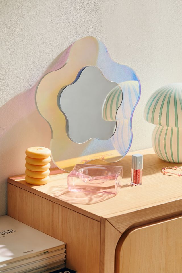 Galisfly Flowy Flower Reflector Mirror | Urban Outfitters Canada
