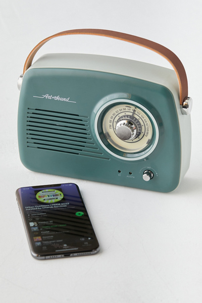 ART+SOUND Vintage Wireless Speaker With FM Radio | Urban Outfitters
