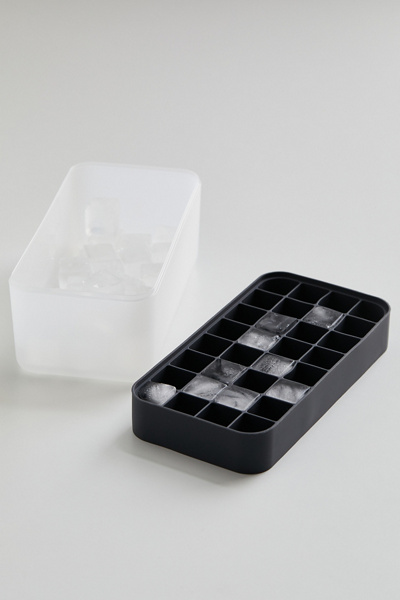 W&P Ice Box | Urban Outfitters