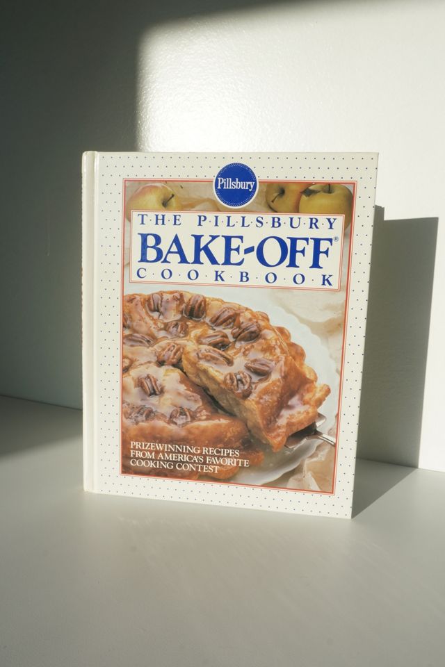 Vintage The Pillsbury Bake-off Cookbook | Urban Outfitters