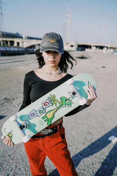 GEO Pea Head Pot Head Complete Skateboard | Urban Outfitters