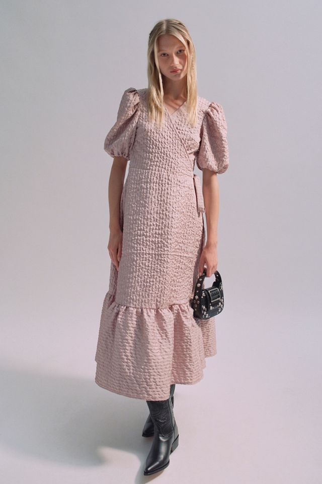Ghospell Impossible Puff Sleeve Midi Dress | Urban Outfitters
