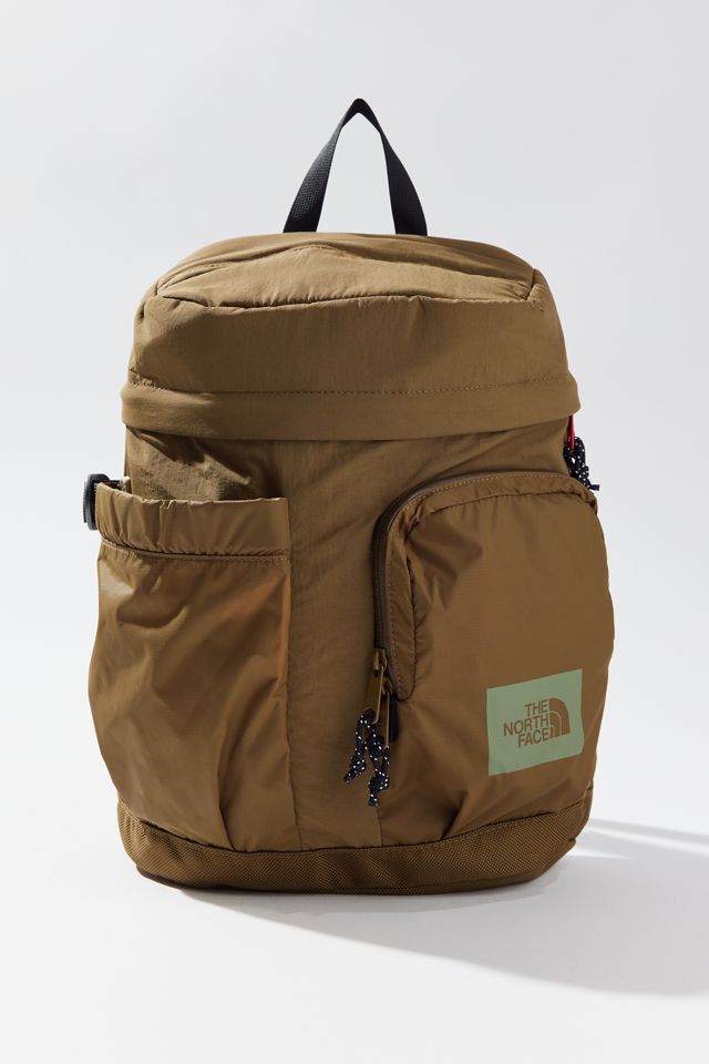 The North Face Mountain Daypack Small Backpack | Urban Outfitters