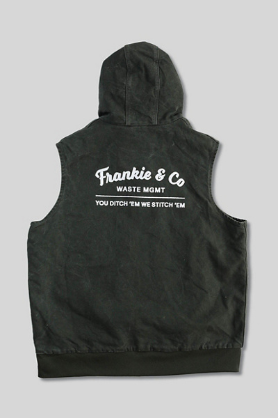 Frankie Waste Management Carhartt Vest 001 | Urban Outfitters
