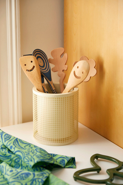 Anna Utensil Holder | Urban Outfitters