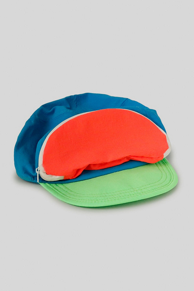 Vintage Cap Sac Foldable Self Storing Velcro Back Hat | Urban Outfitters