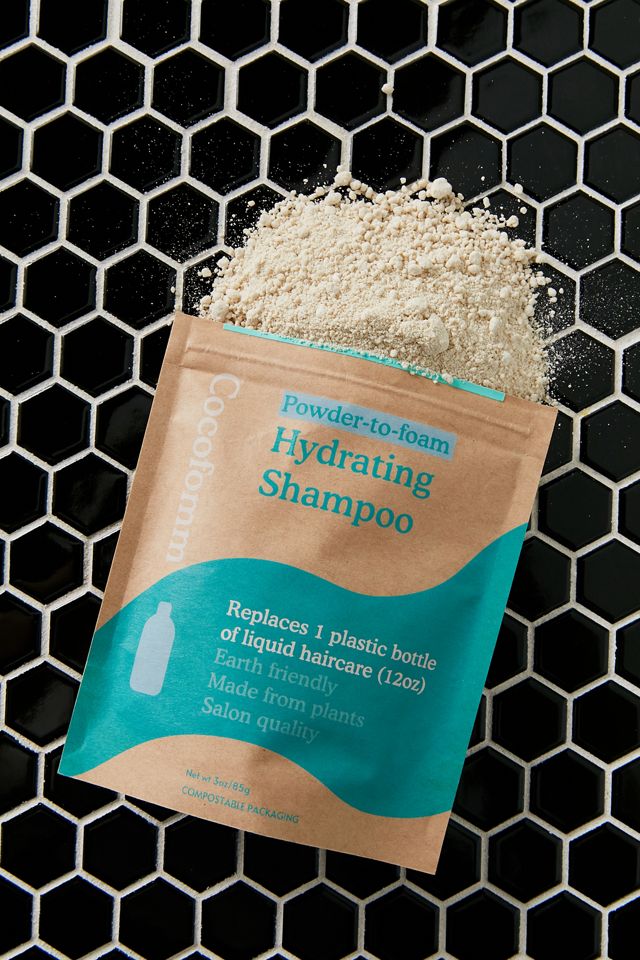 Cocofomm Powder-To-Foam Hydrating Shampoo | Urban Outfitters