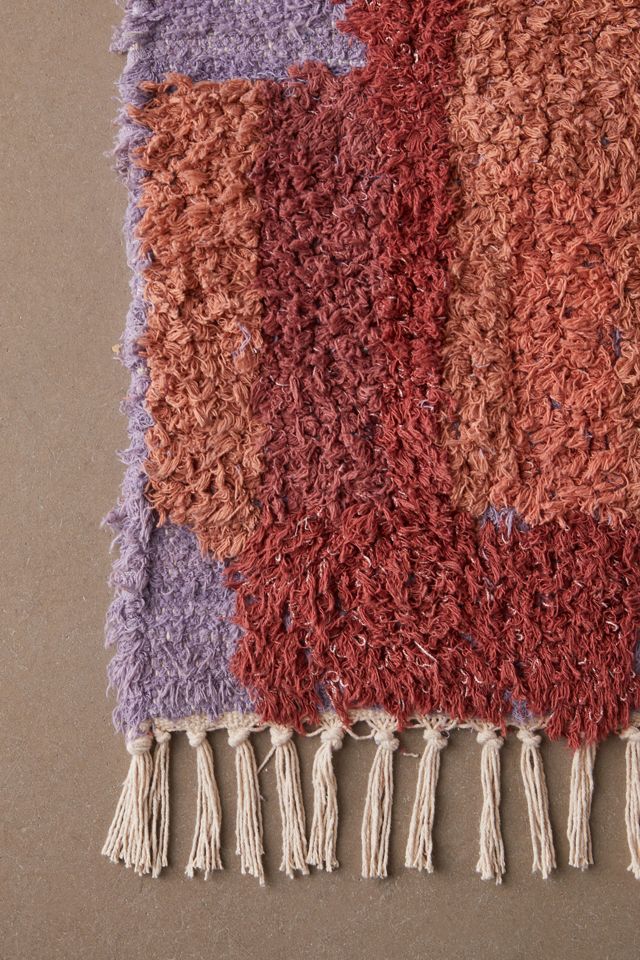 Miri Tufted Shag Rag Rug | Urban Outfitters