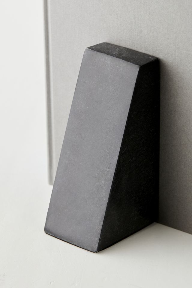 Marble Pyramid Bookend Set | Urban Outfitters