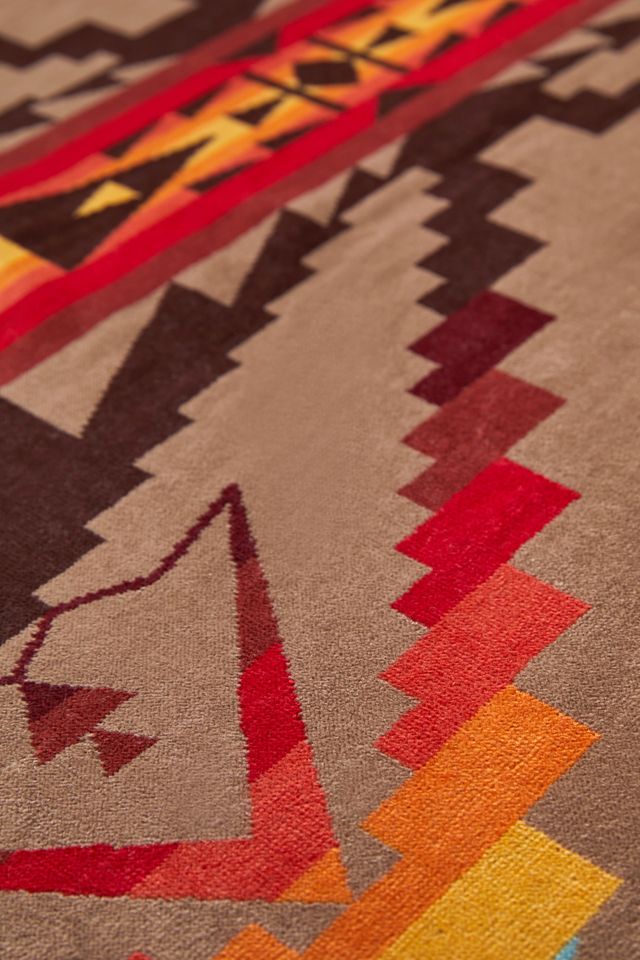 Pendleton Sierra Ridge Spa Towel | Urban Outfitters