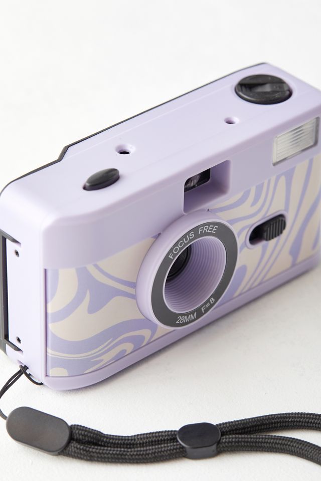 UO Swirl 35mm Flash Camera | Urban Outfitters