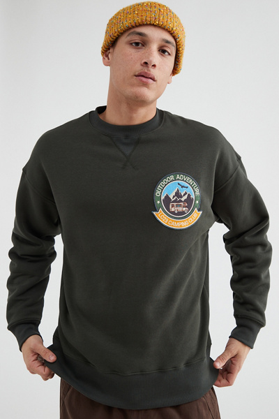 LC23 Camper Patch Crew Neck Sweatshirt | Urban Outfitters