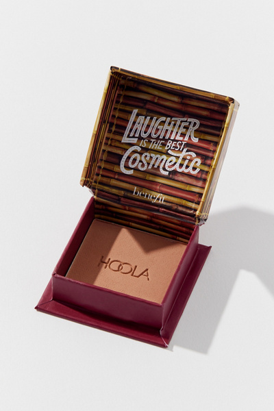 Benefit Cosmetics Hoola Matte Bronzer Mini | Urban Outfitters