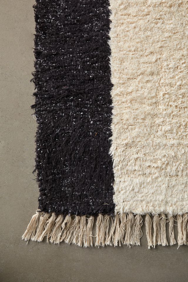 Porter Shag Rug | Urban Outfitters