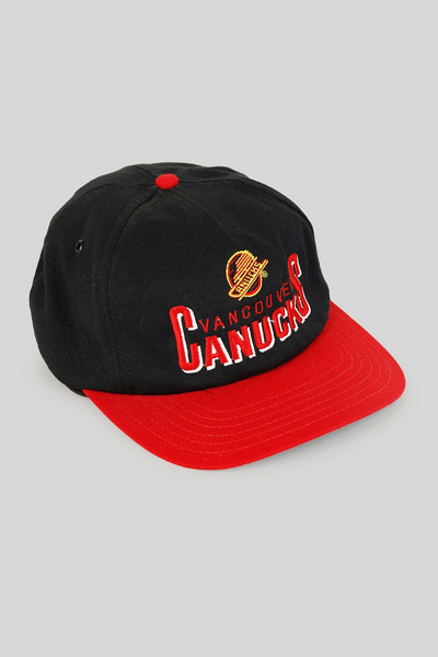 Vintage Spell Out Vancouver Canucks Snapback Hat | Urban Outfitters