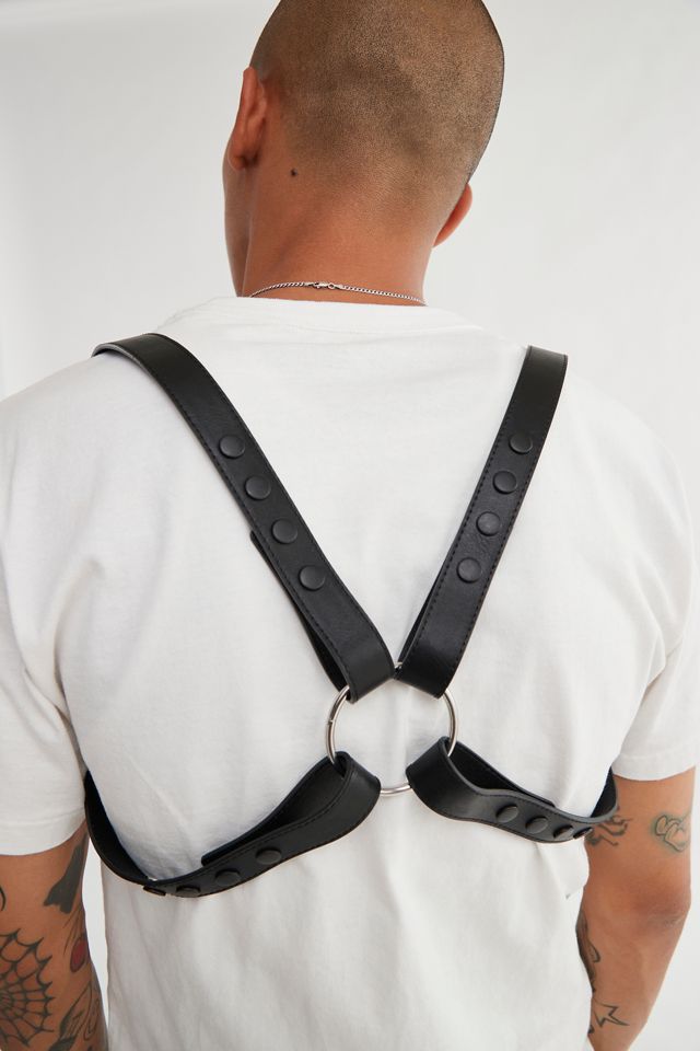 Cross-Back Body Harness | Urban Outfitters