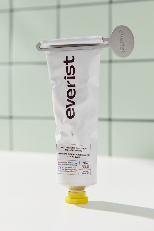 Everist Waterless Shampoo Concentrate | Urban Outfitters
