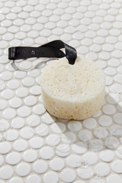 Spongellé Men’s Triple Butter Supreme Buffer | Urban Outfitters