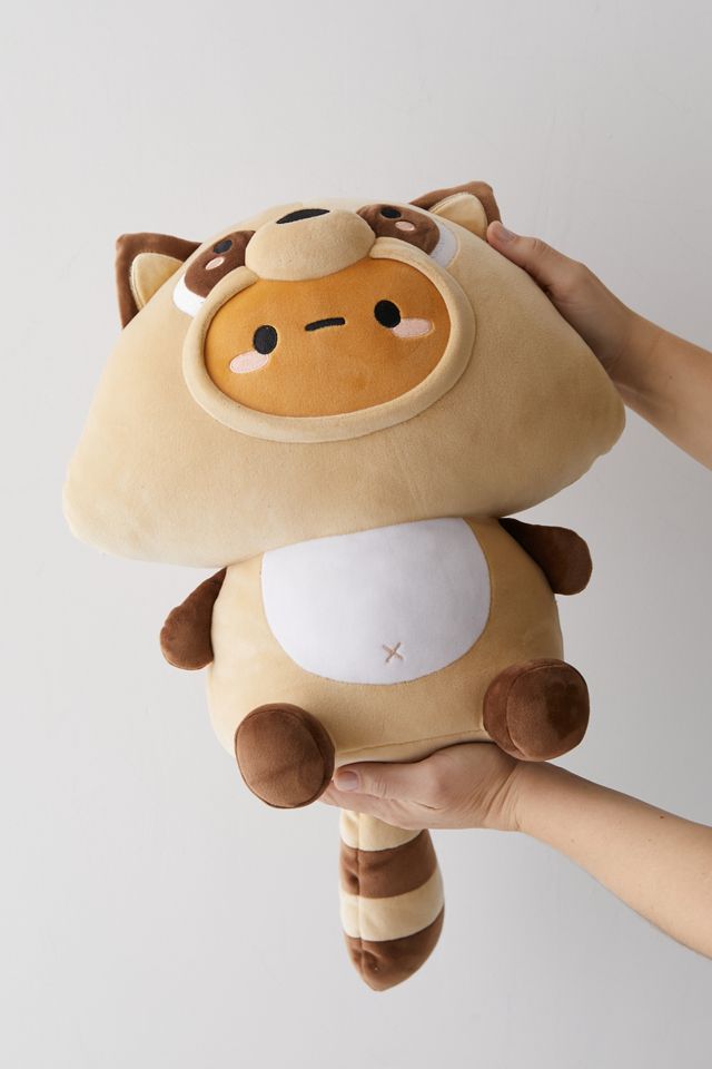 Smoko Racoon Tayto Mochi Plushie | Urban Outfitters