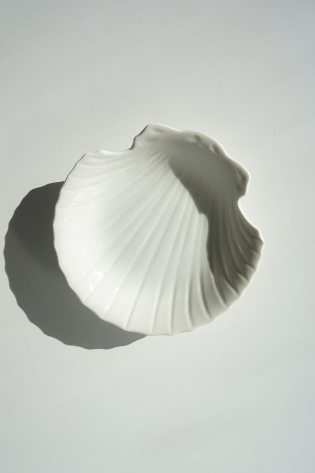 Vintage Shell Catch-all | Urban Outfitters