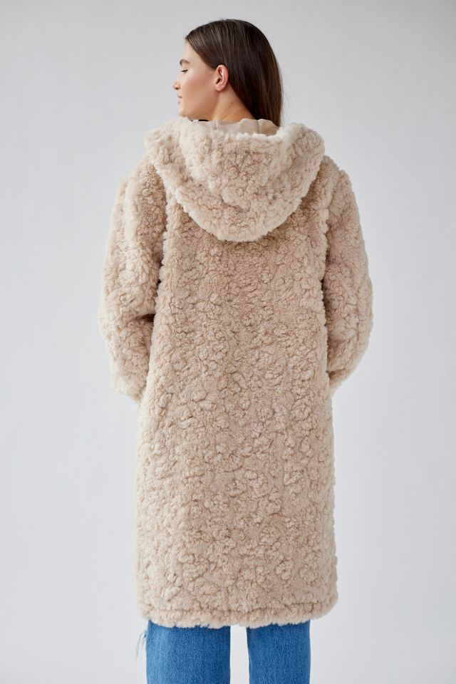 UO Bastian Cozy Teddy Duffle Coat | Urban Outfitters