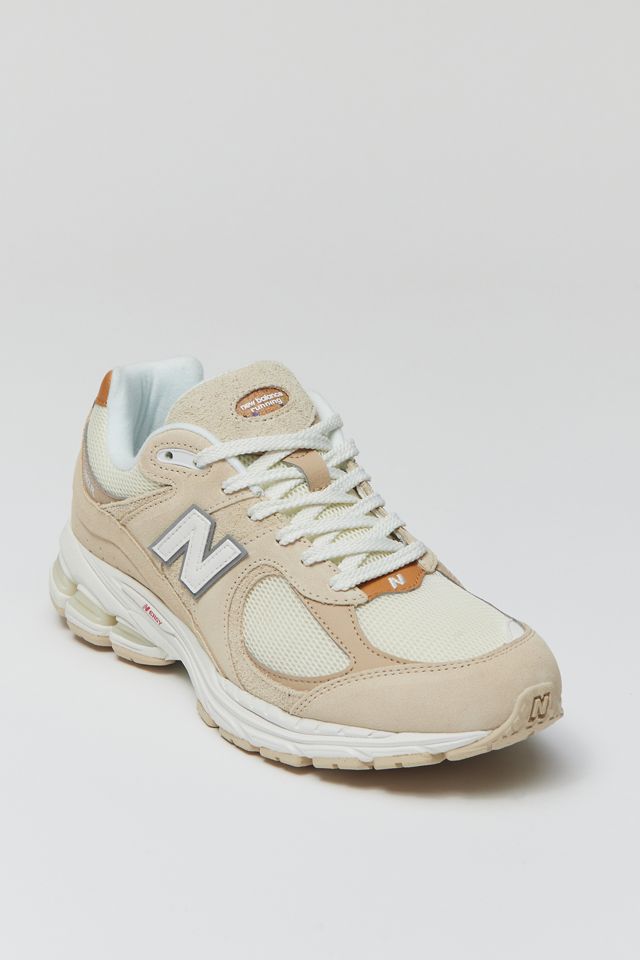 New Balance 2002R Sneaker | Urban Outfitters