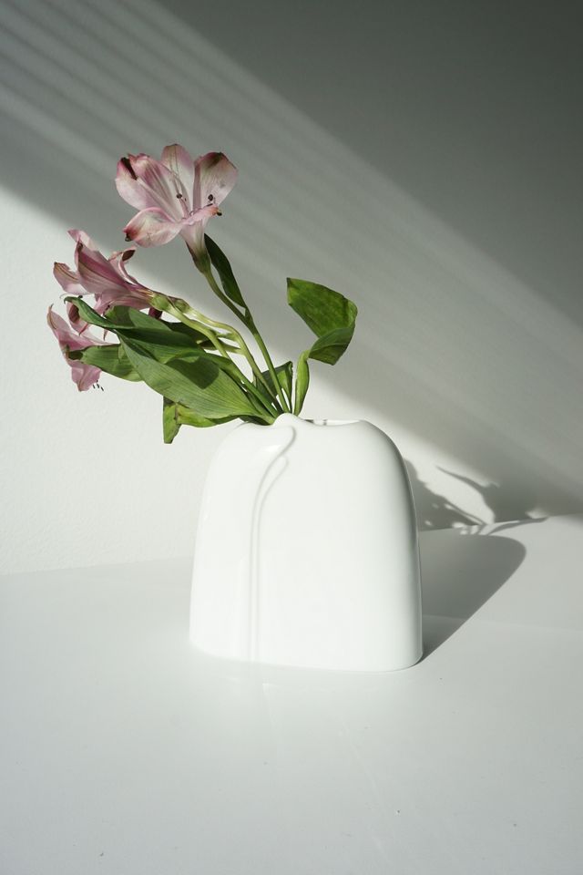 Vintage Post Modern Vase | Urban Outfitters