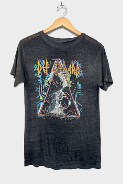 Vintage Threadbare Def Leppard Hysteria Tee Shirt | Urban Outfitters