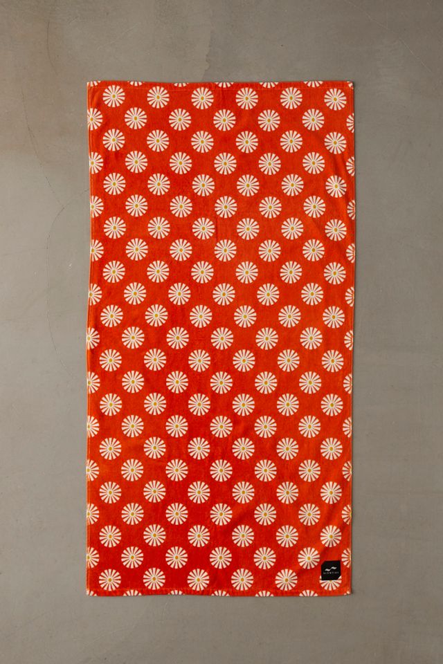 Slowtide Sun Dazed Beach Towel | Urban Outfitters