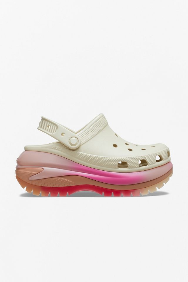 Crocs Mega Crush Clog | Urban Outfitters