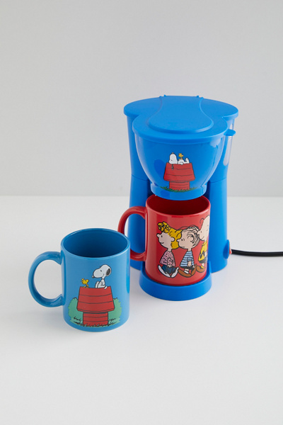 Peanuts Single Cup Coffee Maker Gift Set | Urban Outfitters