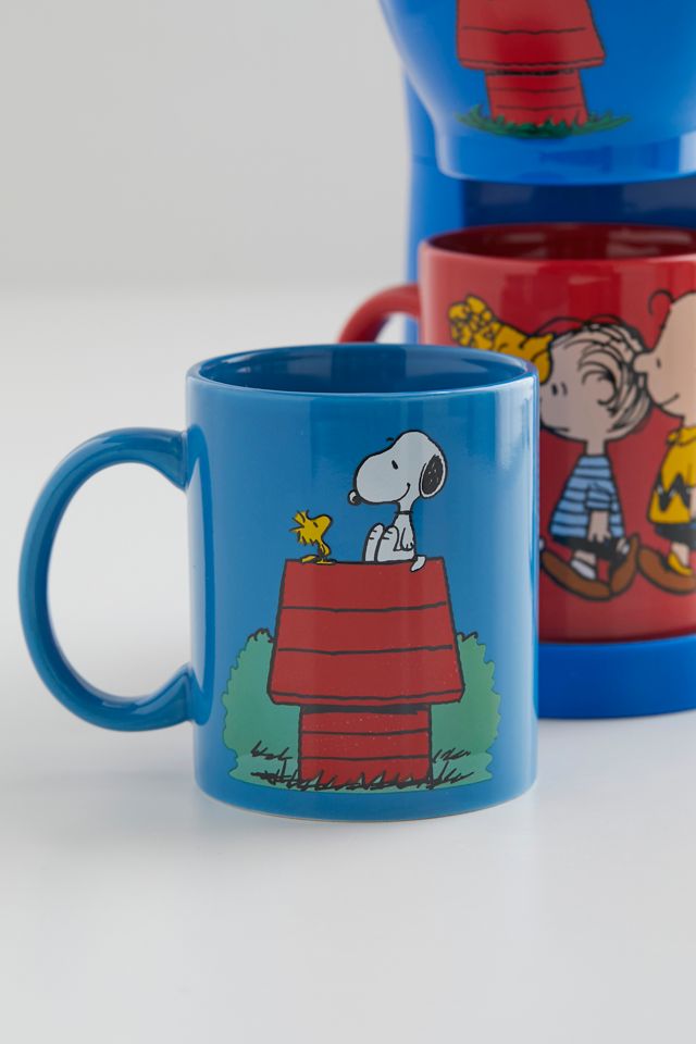 Peanuts Single Cup Coffee Maker Gift Set | Urban Outfitters