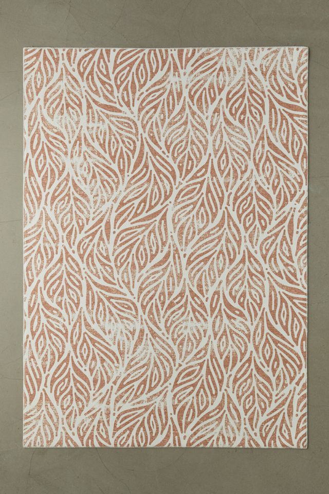 Leona Washable Rug | Urban Outfitters
