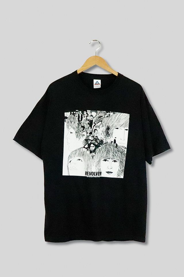 Vintage 2002 The Beatles Revolver T Shirt | Urban Outfitters