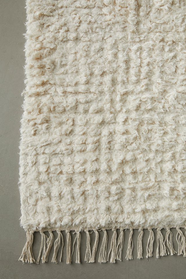 Cozy Shag Rug | Urban Outfitters