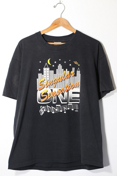 Vintage A Chorus Line Broadway T-shirt | Urban Outfitters