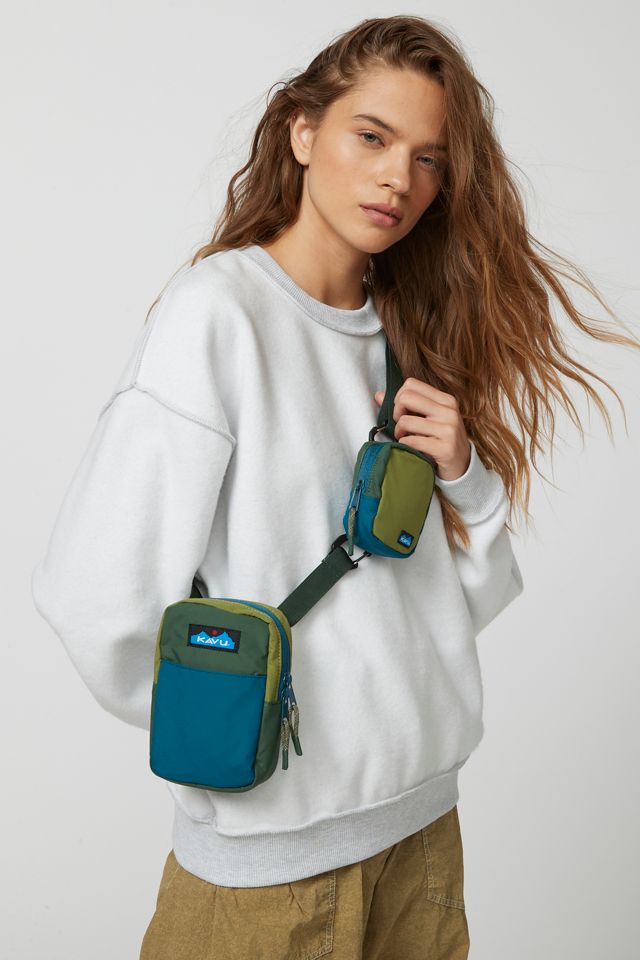KAVU Yorktown Pouch Crossbody Bag | Urban Outfitters