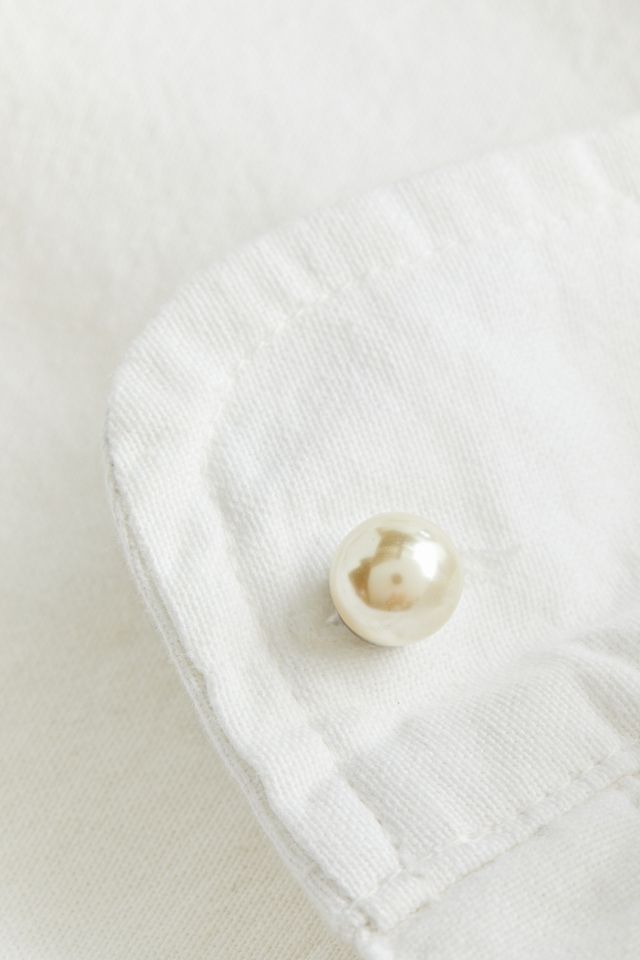 Pearl Cufflink Set | Urban Outfitters