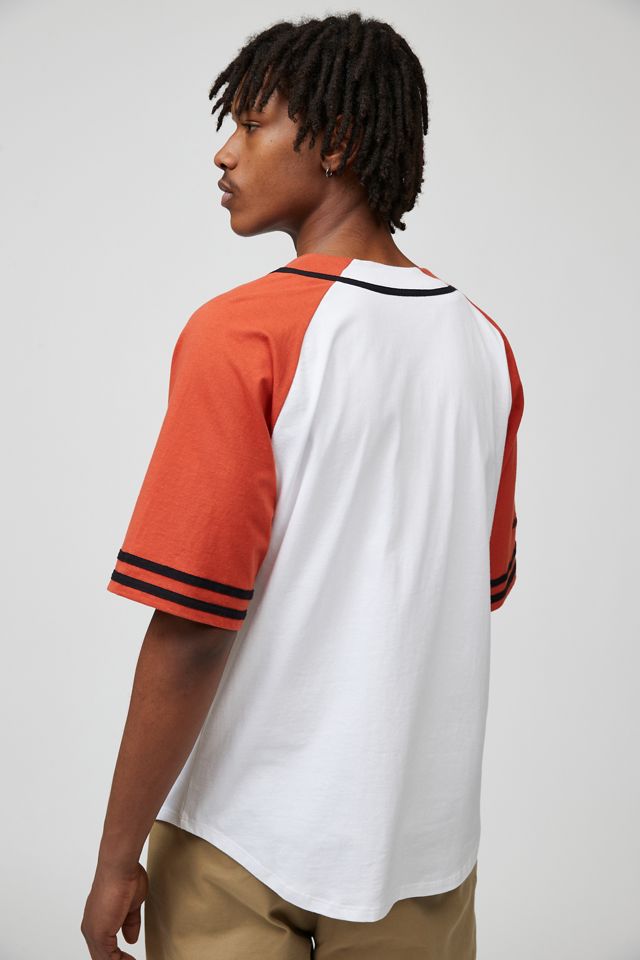 Mitchell & Ness University Of Texas Austin NCAA Baseball Tee | Urban ...