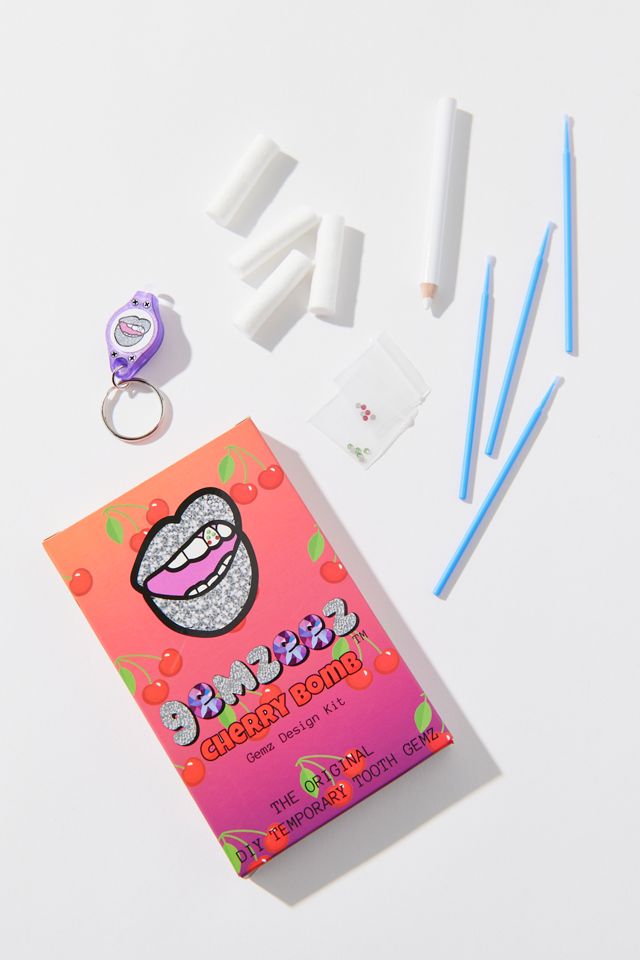 Gemzeez Temporary Tooth Gemz Design Kit | Urban Outfitters