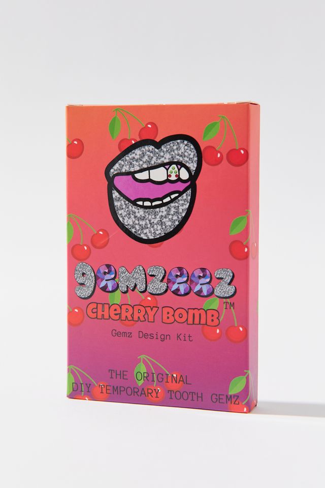 Gemzeez Temporary Tooth Gemz Design Kit | Urban Outfitters