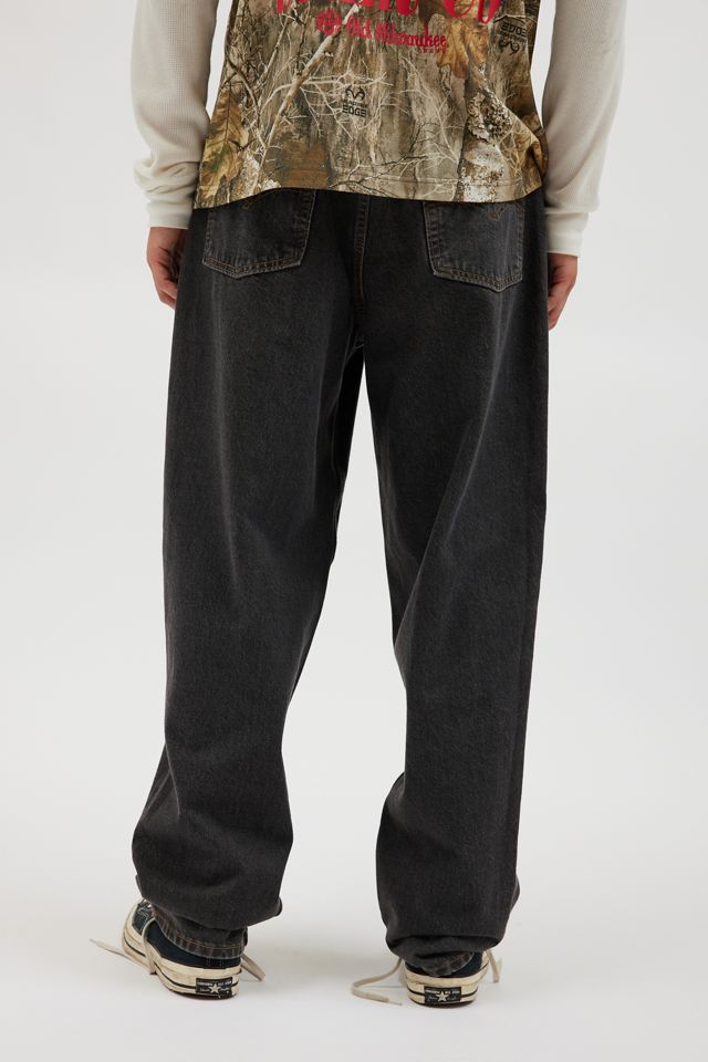 Levi’s® UO Exclusive Skateboarding Super Baggy Jean | Urban Outfitters Levi’s® UO Exclusive Skateboarding Super Baggy Jean | Urban Outfitters