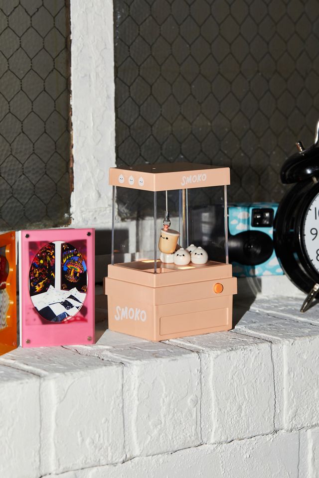 Smoko Claw Machine | Urban Outfitters Canada